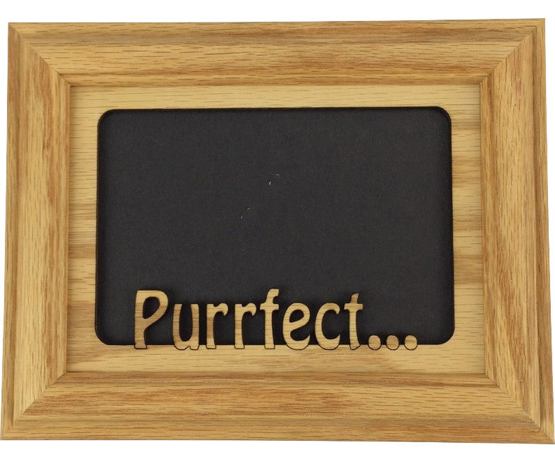 Purrfect Oak Picture Frame and Oak Matte 5"x7" Horizontal