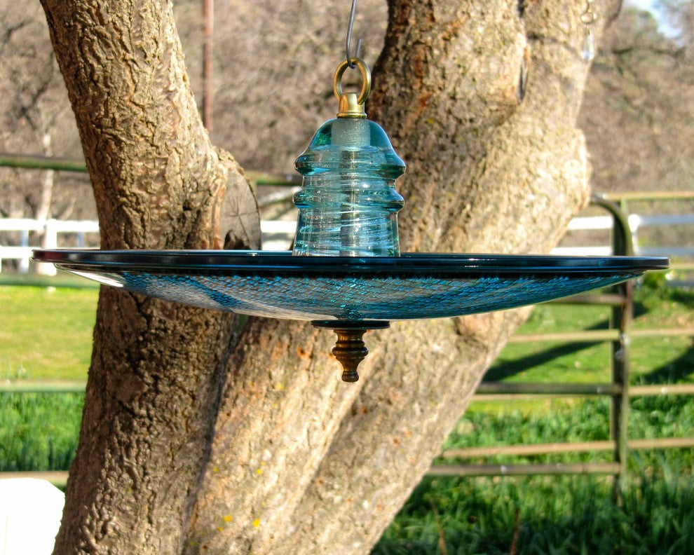 Insulator Traffic Light Bird Feeder