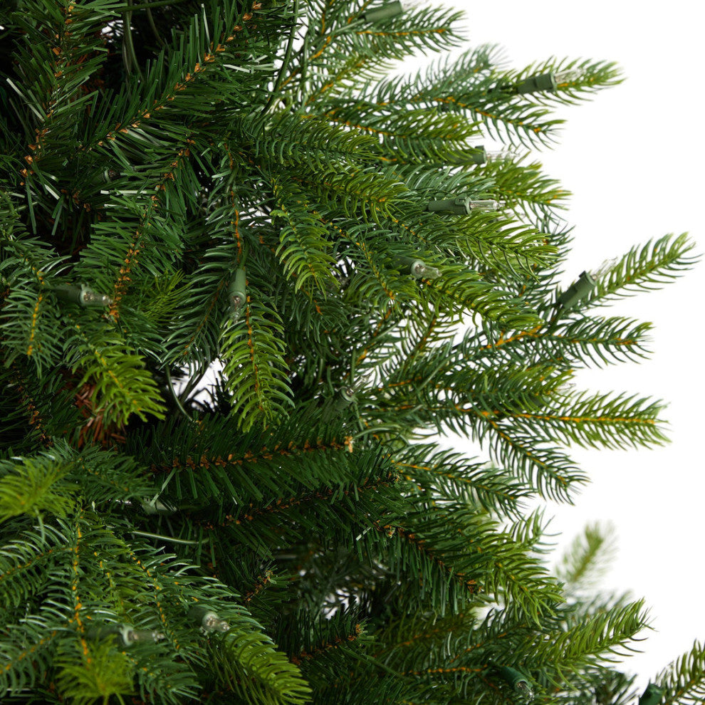 T3342 5 North Carolina Spruce Artificial Christmas Tree With 200 Clear