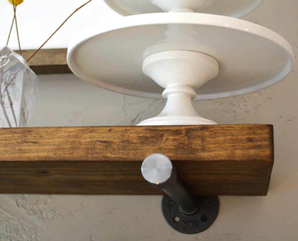 Yellowstone Ii Rustic Farmhouse Floating Shelf With Pipe Brackets 24"